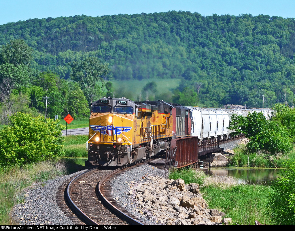 UP 7723, ICE's Marquette Sub.